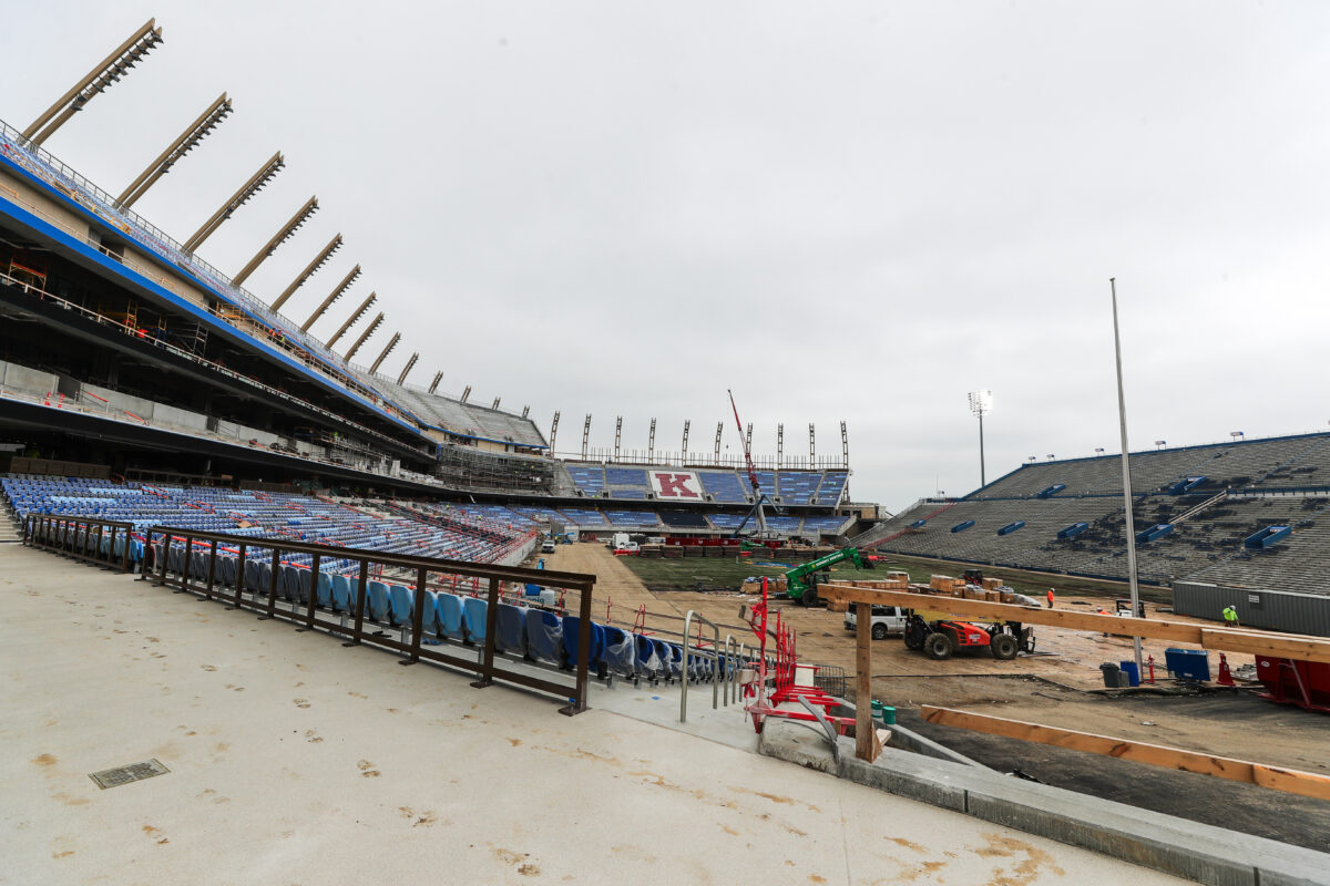 David Booth Kansas Memorial Stadium remains ‘on time, on budget’ to ...